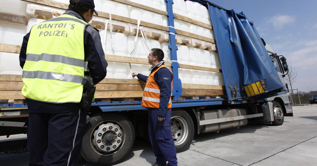 Zoll mit neuen Rekordwerten für 2013 | Handelskammerjournal ...